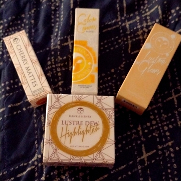 Hank& Henry | Makeup | Nwt Hankhenry Bundle | Poshmark